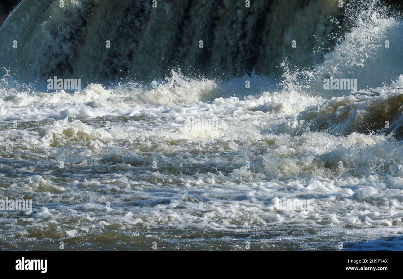 Strong current river water flow hi-res stock photography and images - Alamy