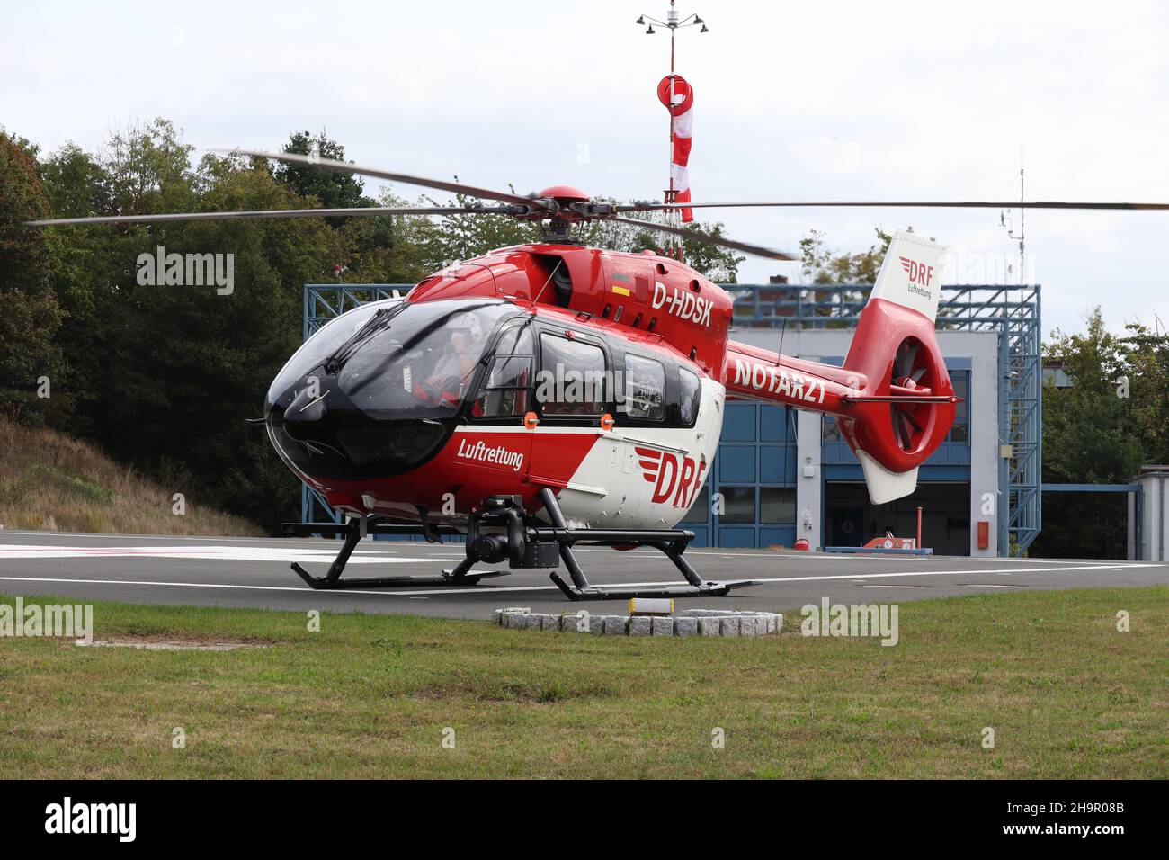 Recue helicopter hi-res stock photography and images - Alamy