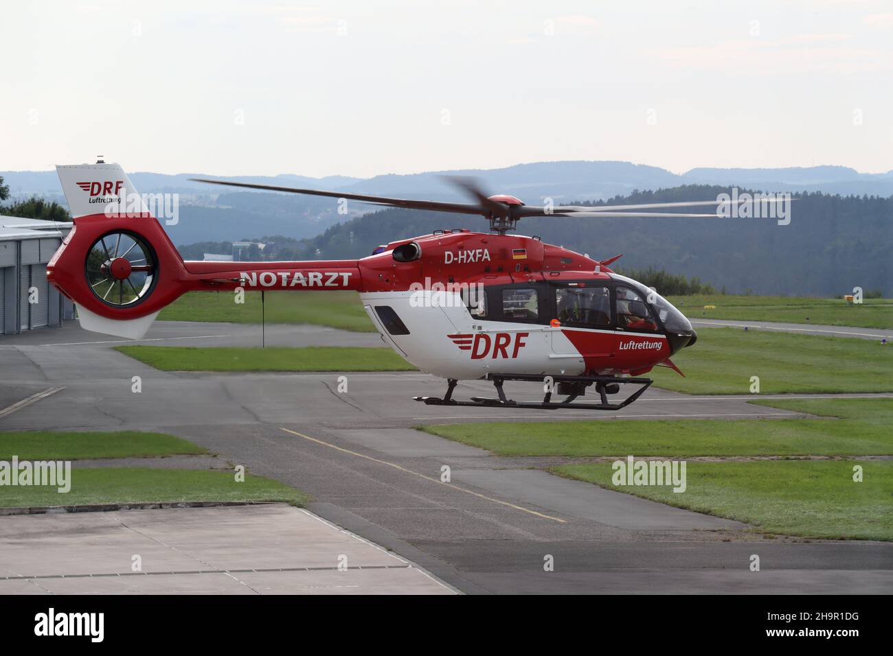 Recue helicopter hi-res stock photography and images - Alamy