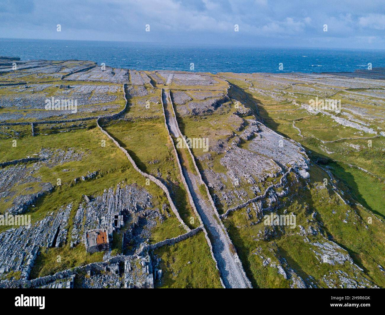 Inis mor aerial hi-res stock photography and images - Alamy