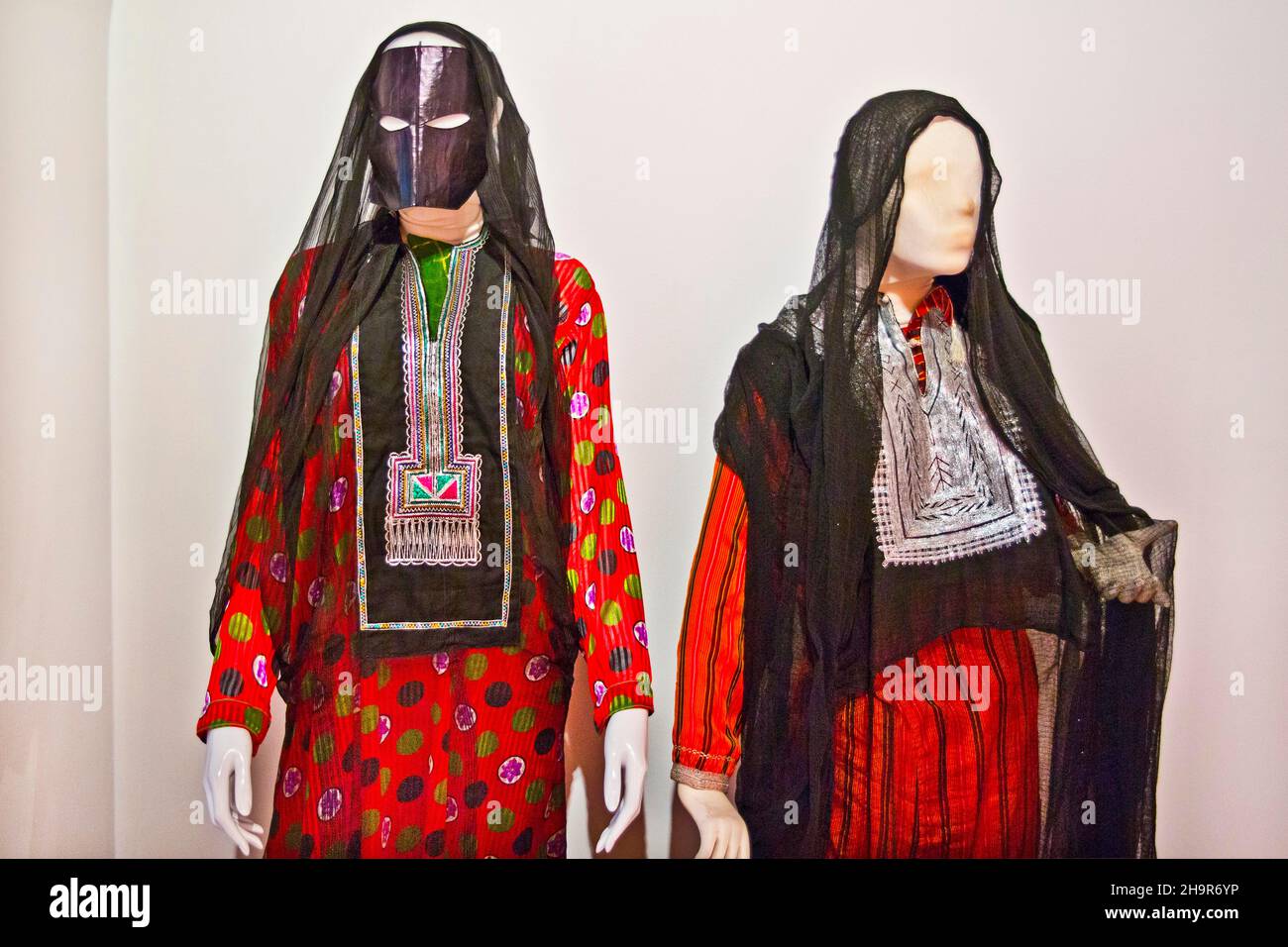 Women's costumes with face mask for Berber, Bait Al Zubair Museum ...