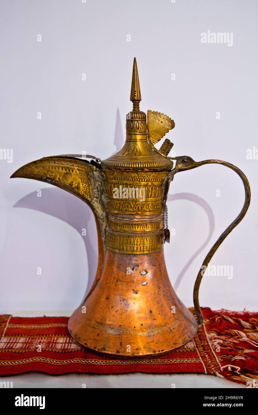 Coffee Pot, Bait Al Zubair Museum, Muscat, Oman Stock Photo - Alamy