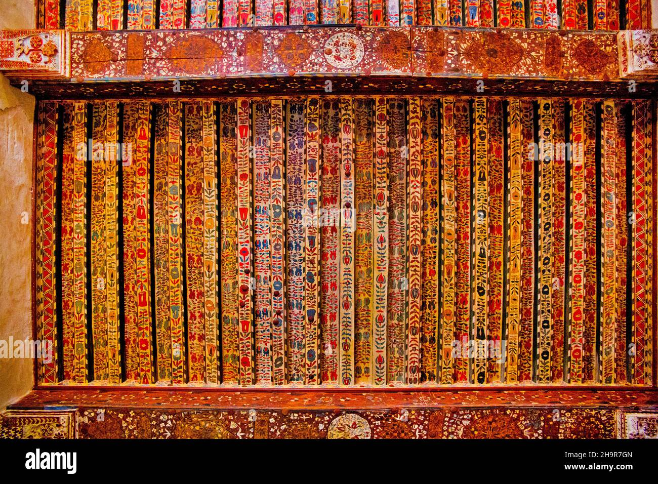 Medieval wooden ceiling hi-res stock photography and images - Alamy