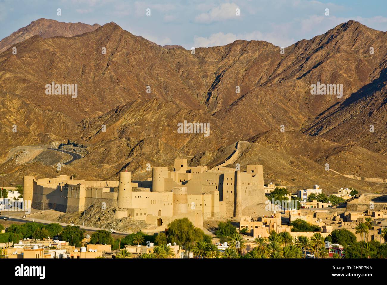 Hisn tamah fortress hi-res stock photography and images - Alamy