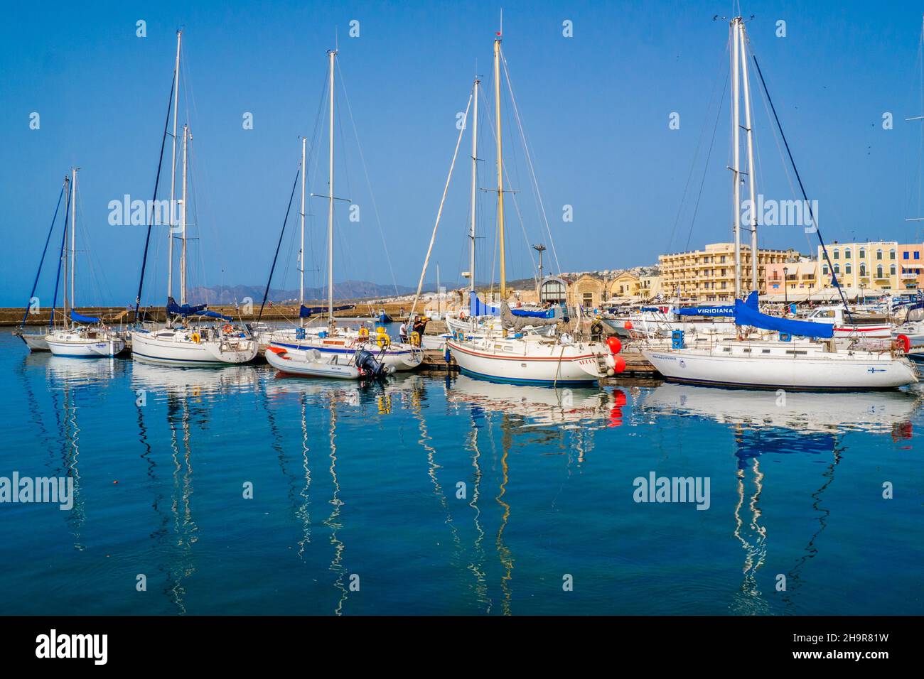 Marina boat greece hi-res stock photography and images - Alamy