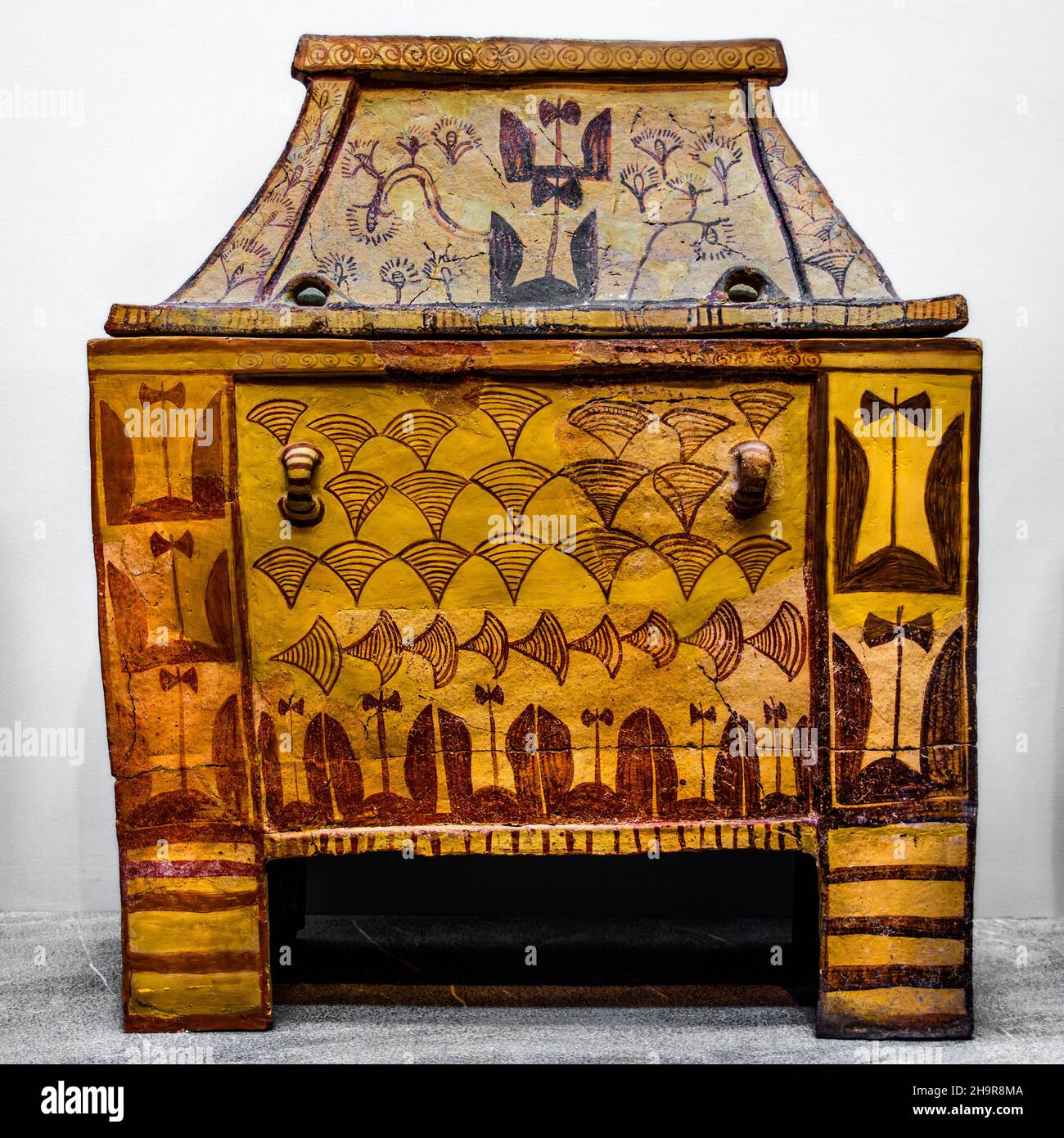 Chest sarcophagi, Larnax, Archaeological Museum with most important ...