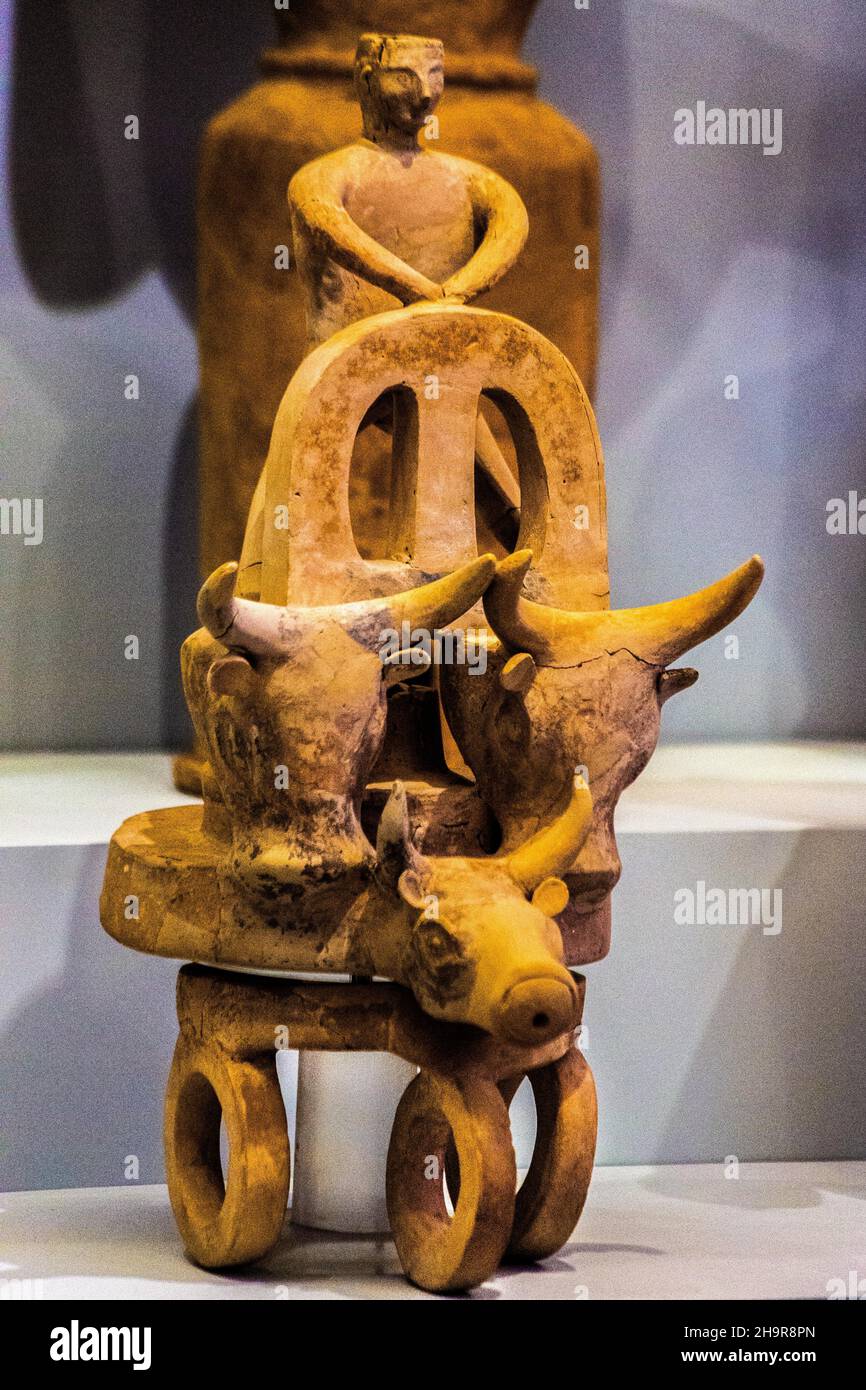 Chariot drawn by bulls, Tonrhyton. Karfi, Crete, Late Post-Palatial ...