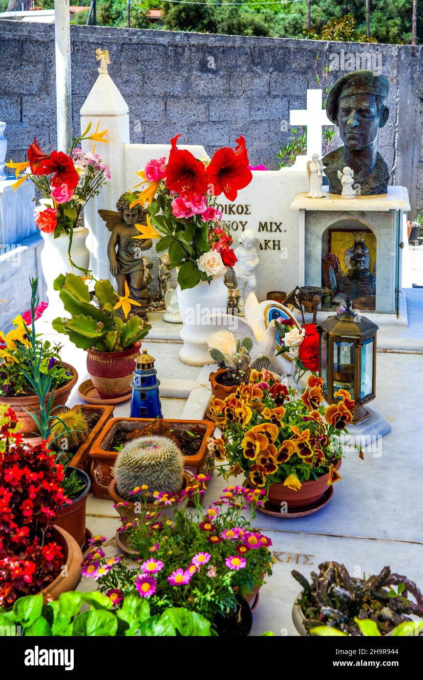 Greek Orthodox Cemetery in Crete, Crete, Greece Stock Photo - Alamy