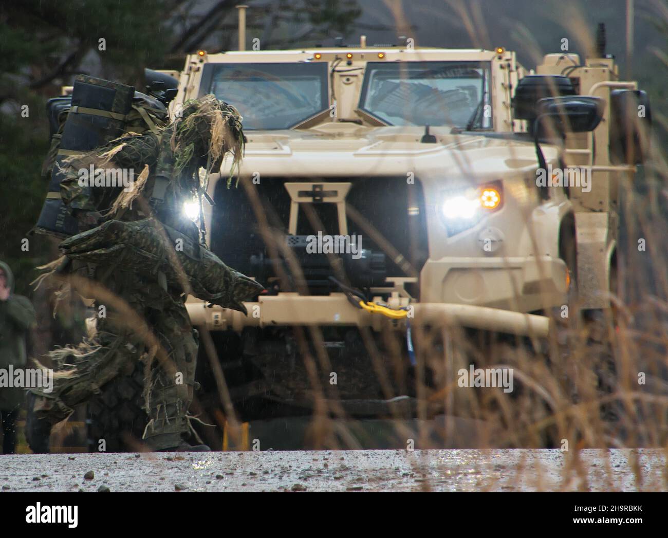 Shikama, Ohira, Taiwa, Japan. 08th Dec, 2021. Sniper of Japan Ground ...