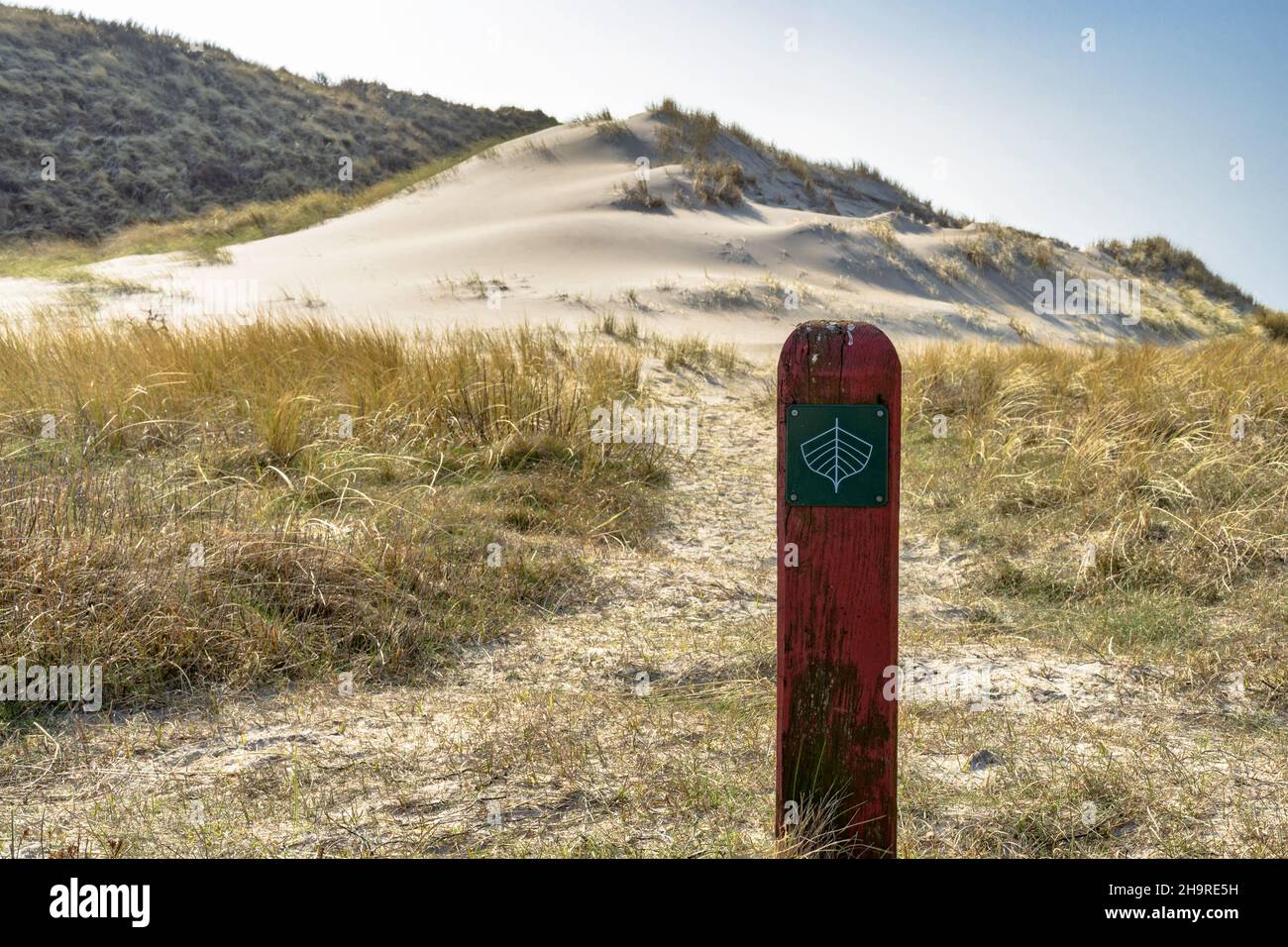 Signpost to the North Sea beach in Denmark Stock Photo - Alamy