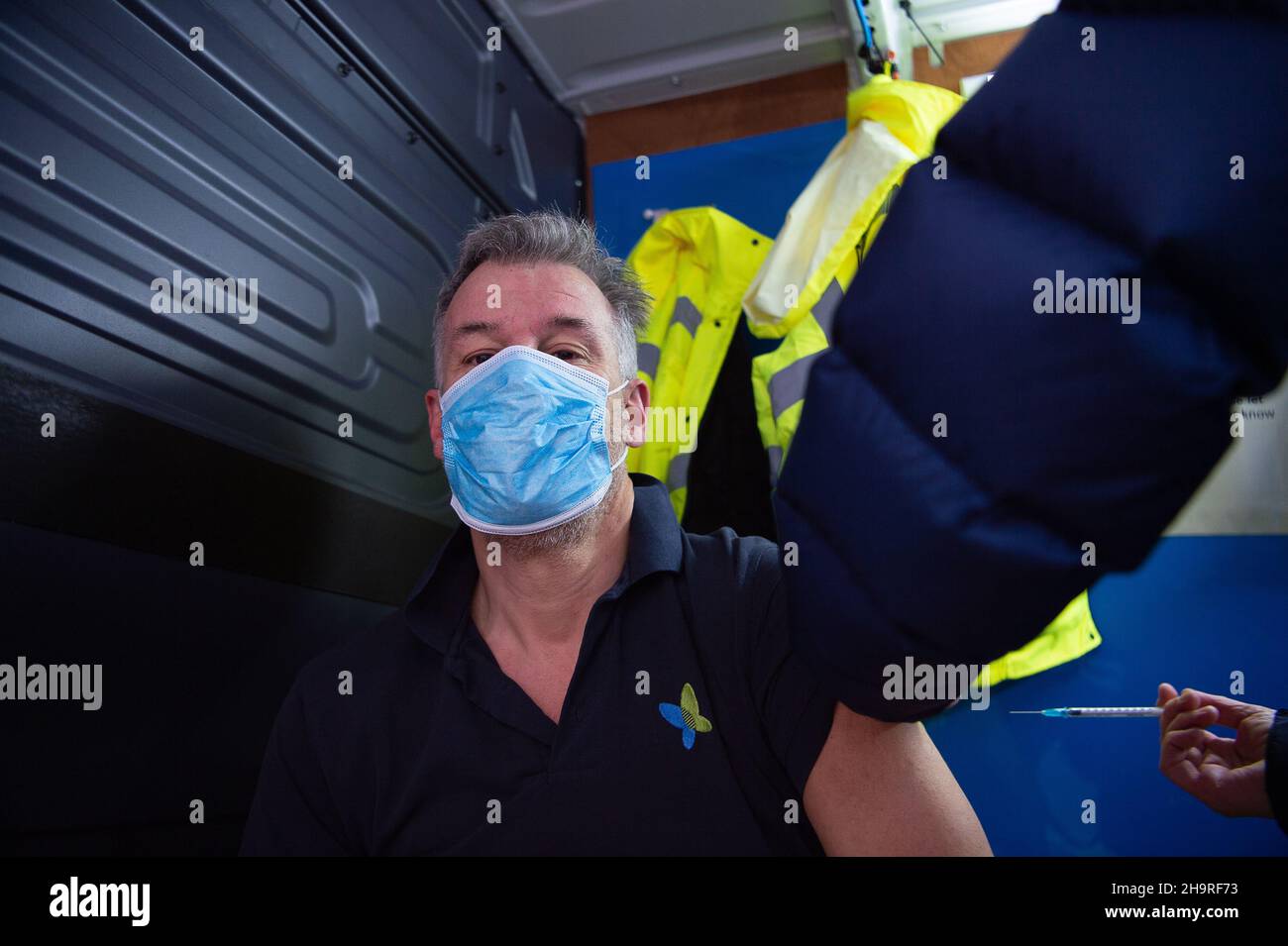 Nhs injections hi-res stock photography and images - Alamy