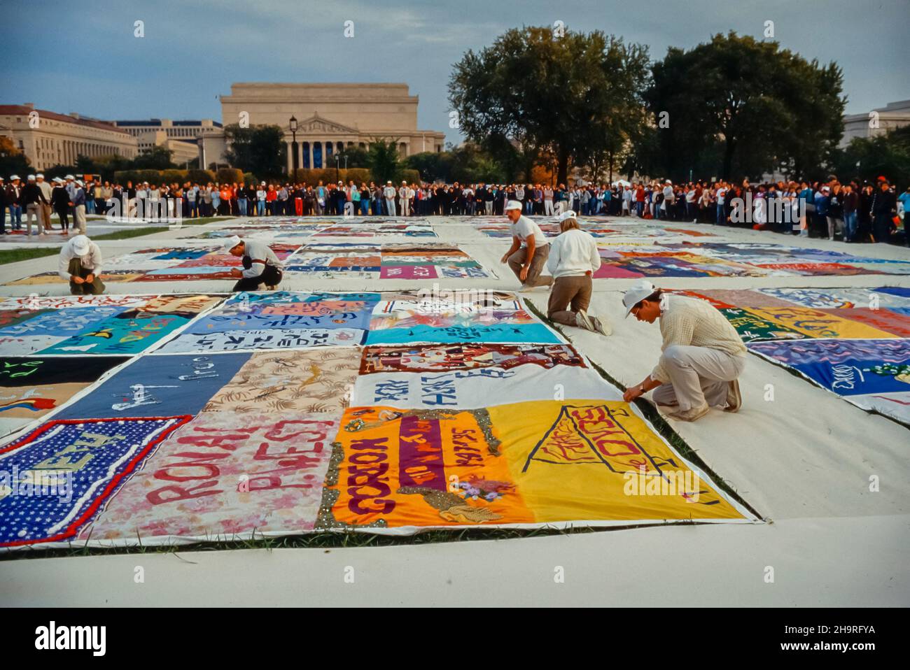 Aids activists 1980s hi-res stock photography and images - Alamy