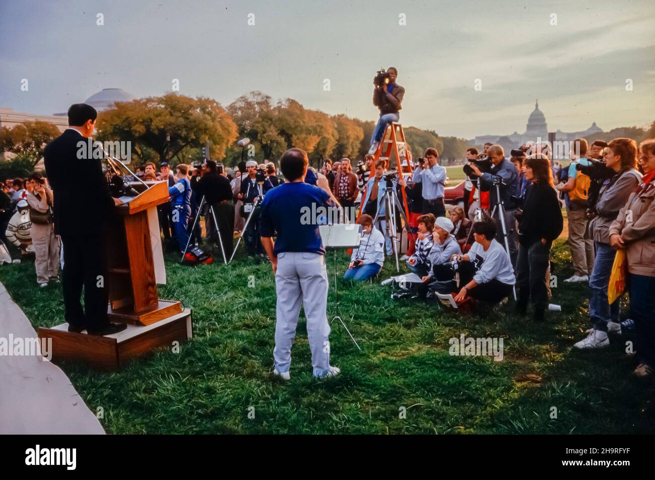 Aids march 1980s hi-res stock photography and images - Alamy