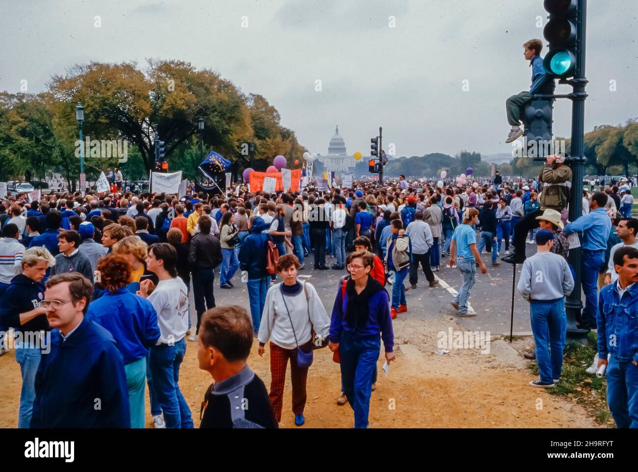 Aids activists 1980s hi-res stock photography and images - Alamy
