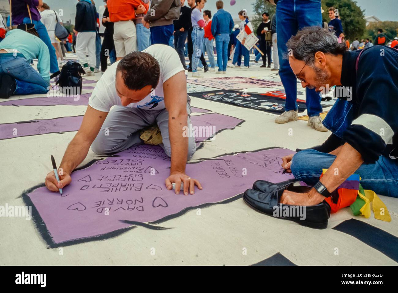 Aids activists 1980s hi-res stock photography and images - Alamy