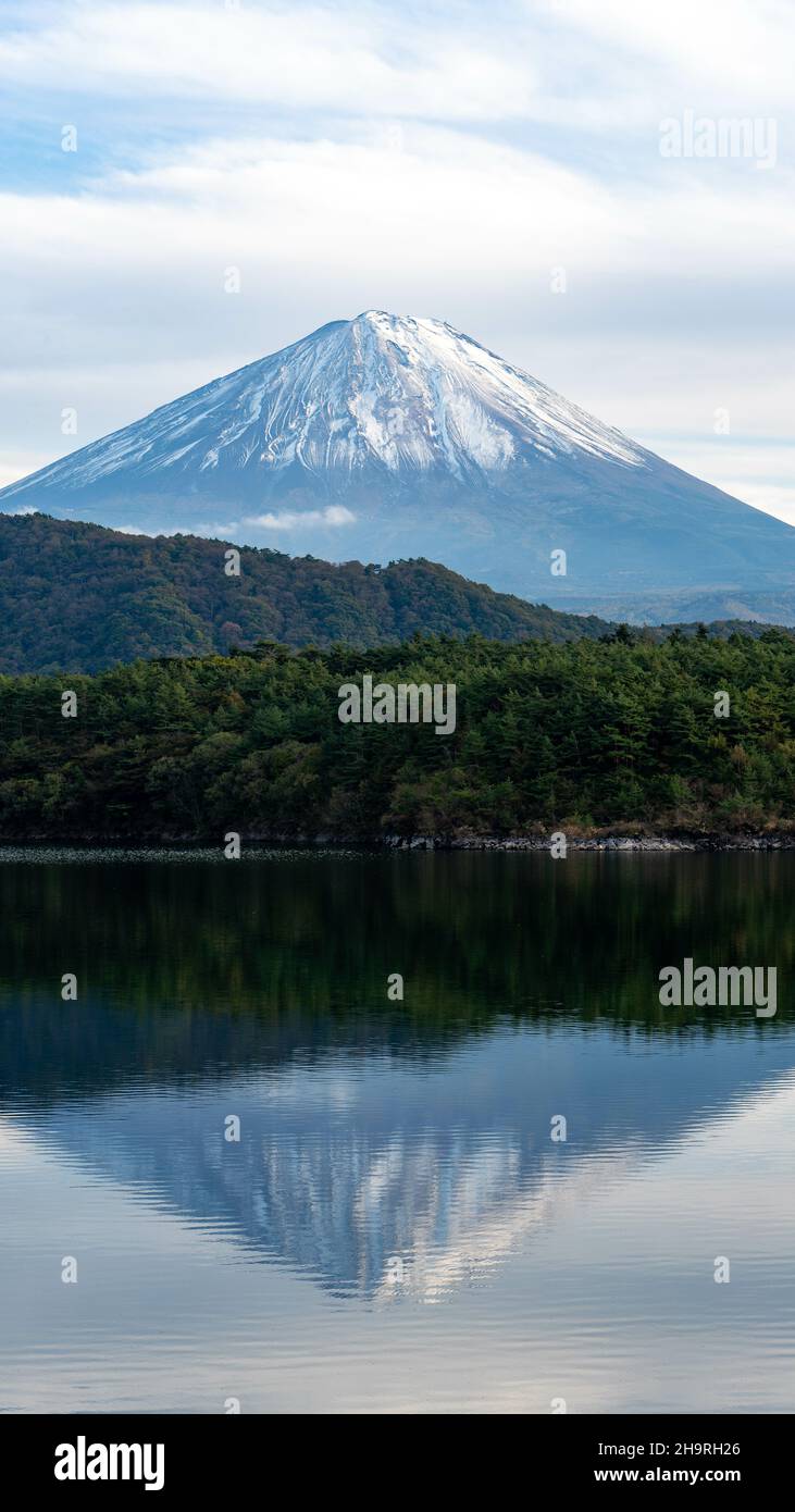 Vertical shot of Mount Fuji, the cultural icon of Japan, with the ...