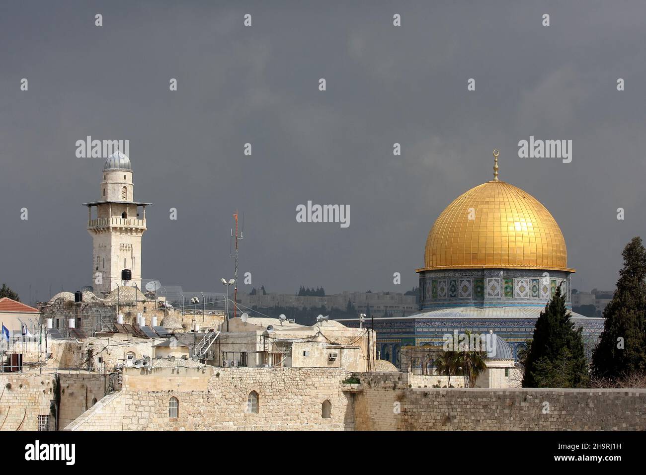 Mosque of Al-aqsa (Dome of the Rock) in Old Town. There are many ...
