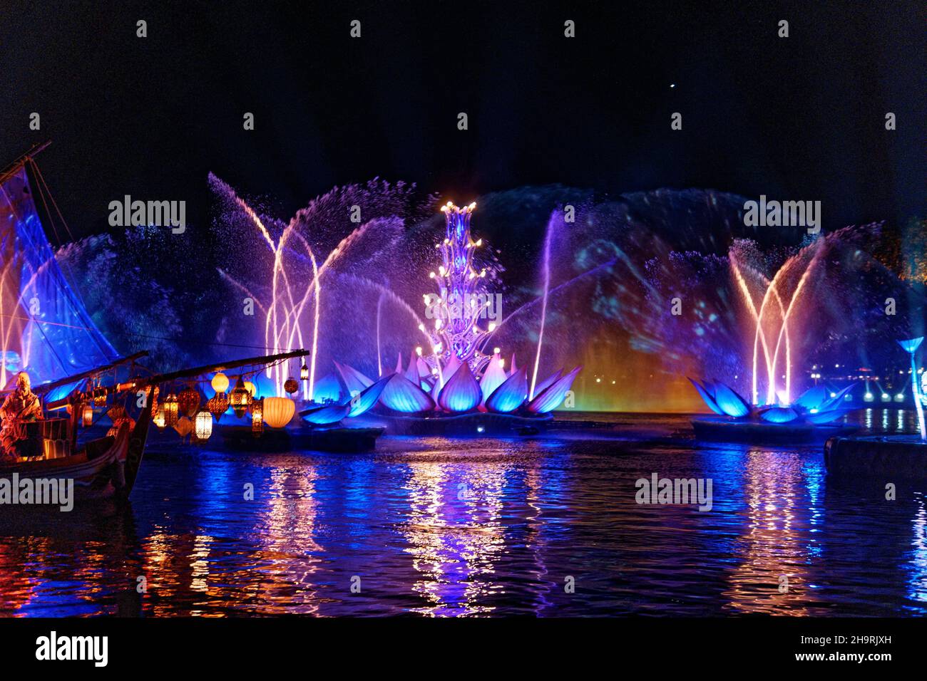 Disney land usa hi-res stock photography and images - Alamy