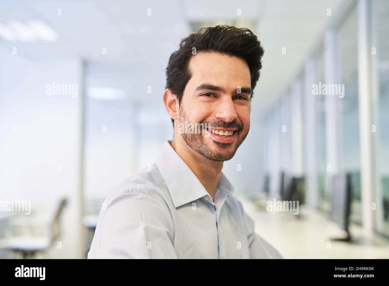 Laugh businessman hi-res stock photography and images - Alamy