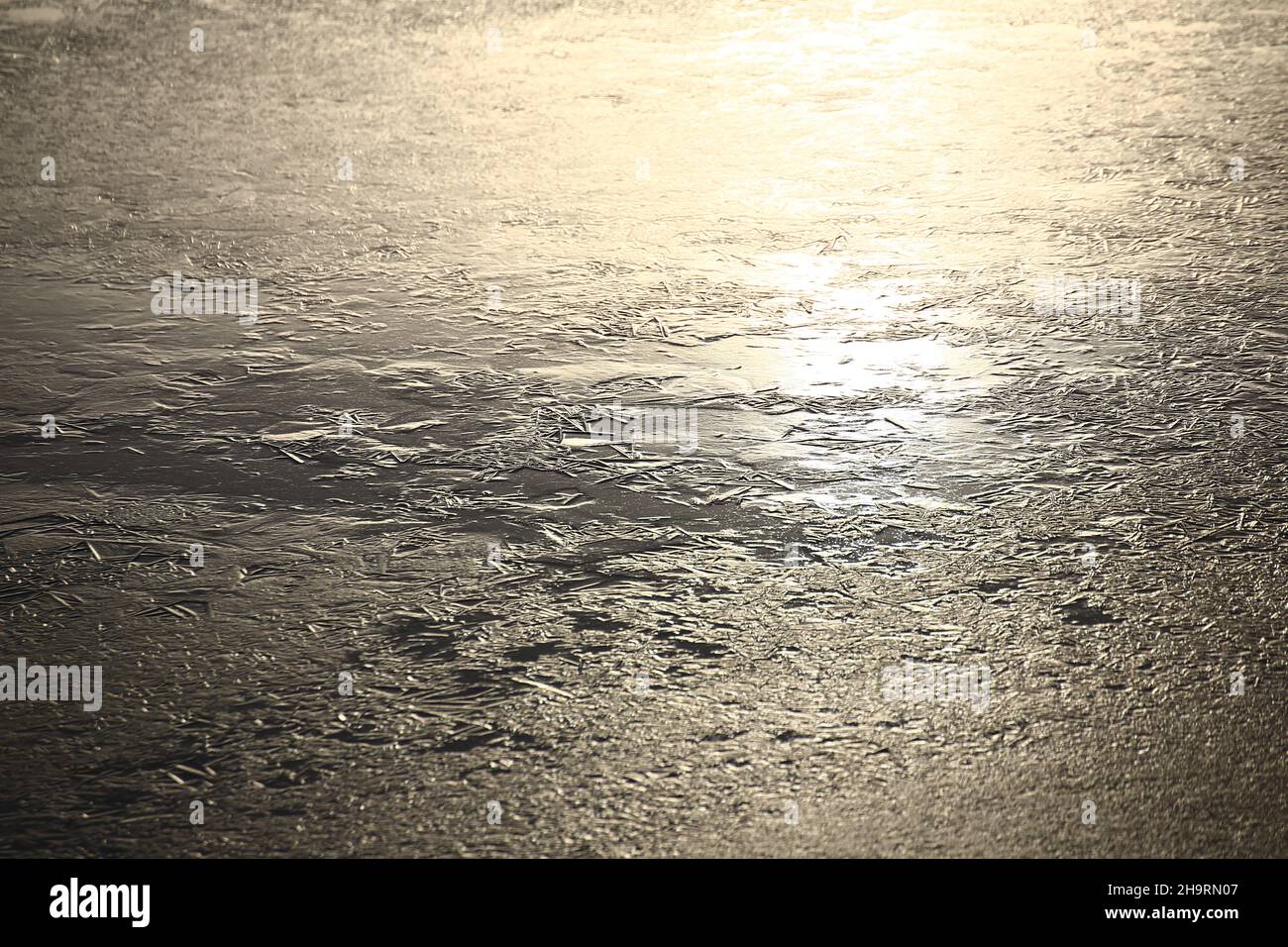 Ice structures on frozen lake hi-res stock photography and images - Alamy