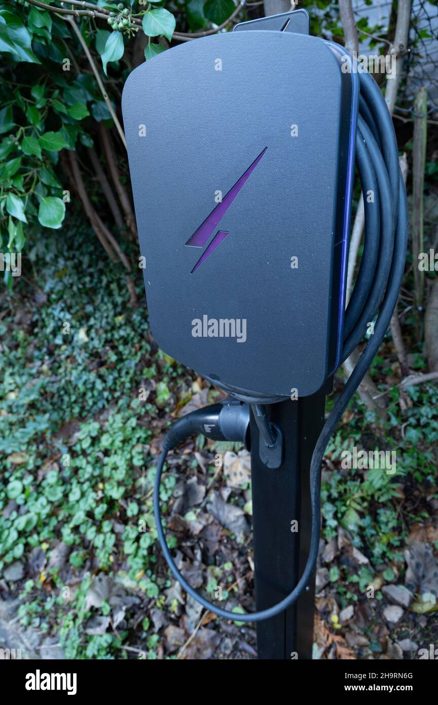 Hypervolt charger hi-res stock photography and images - Alamy