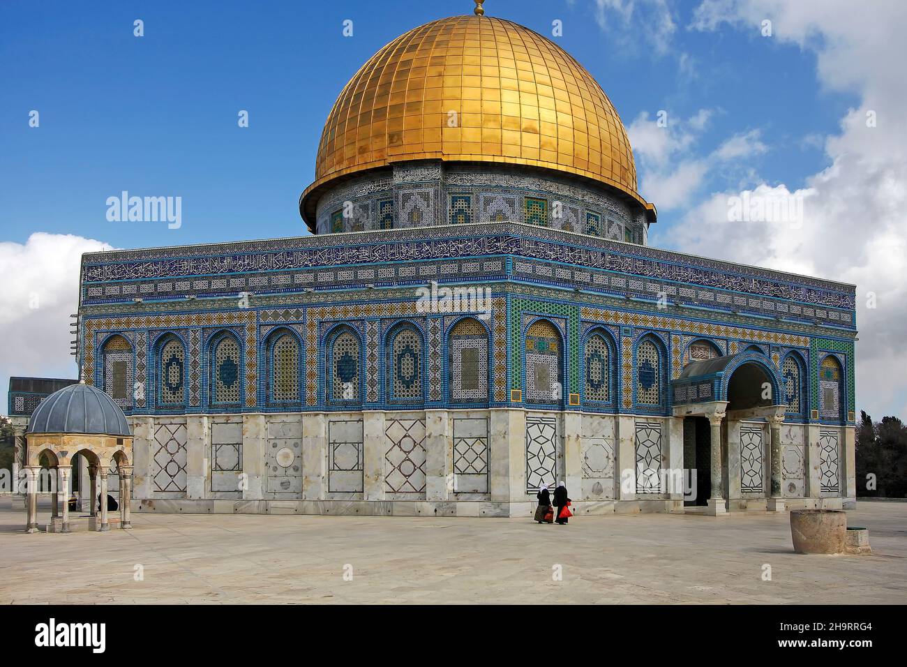 Mosque of Al-aqsa (Dome of the Rock) in Old Town. There are many ...