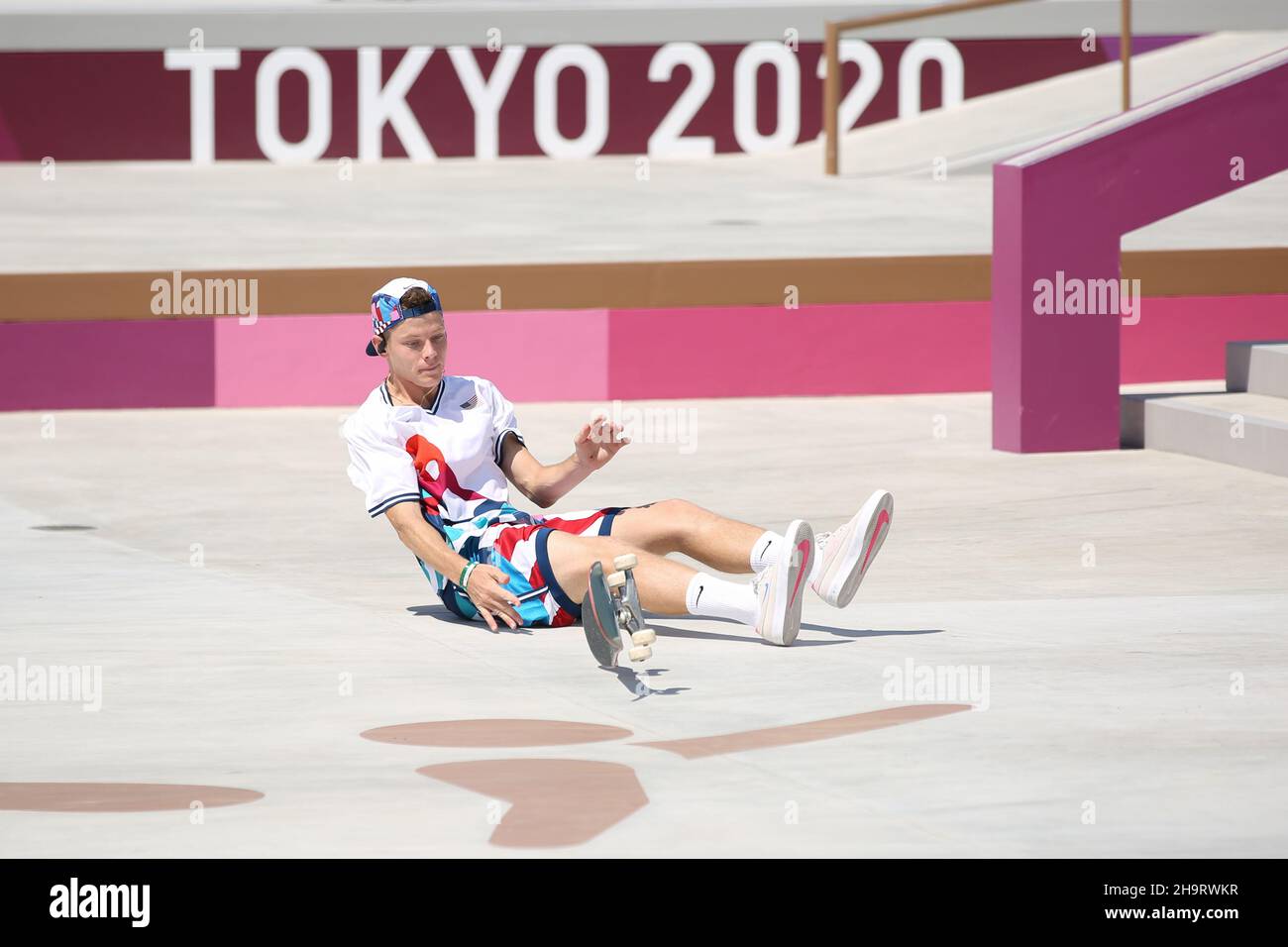 JULY 25th, 2021 - TOKYO, JAPAN: Jake ILARDI of the United States falls ...