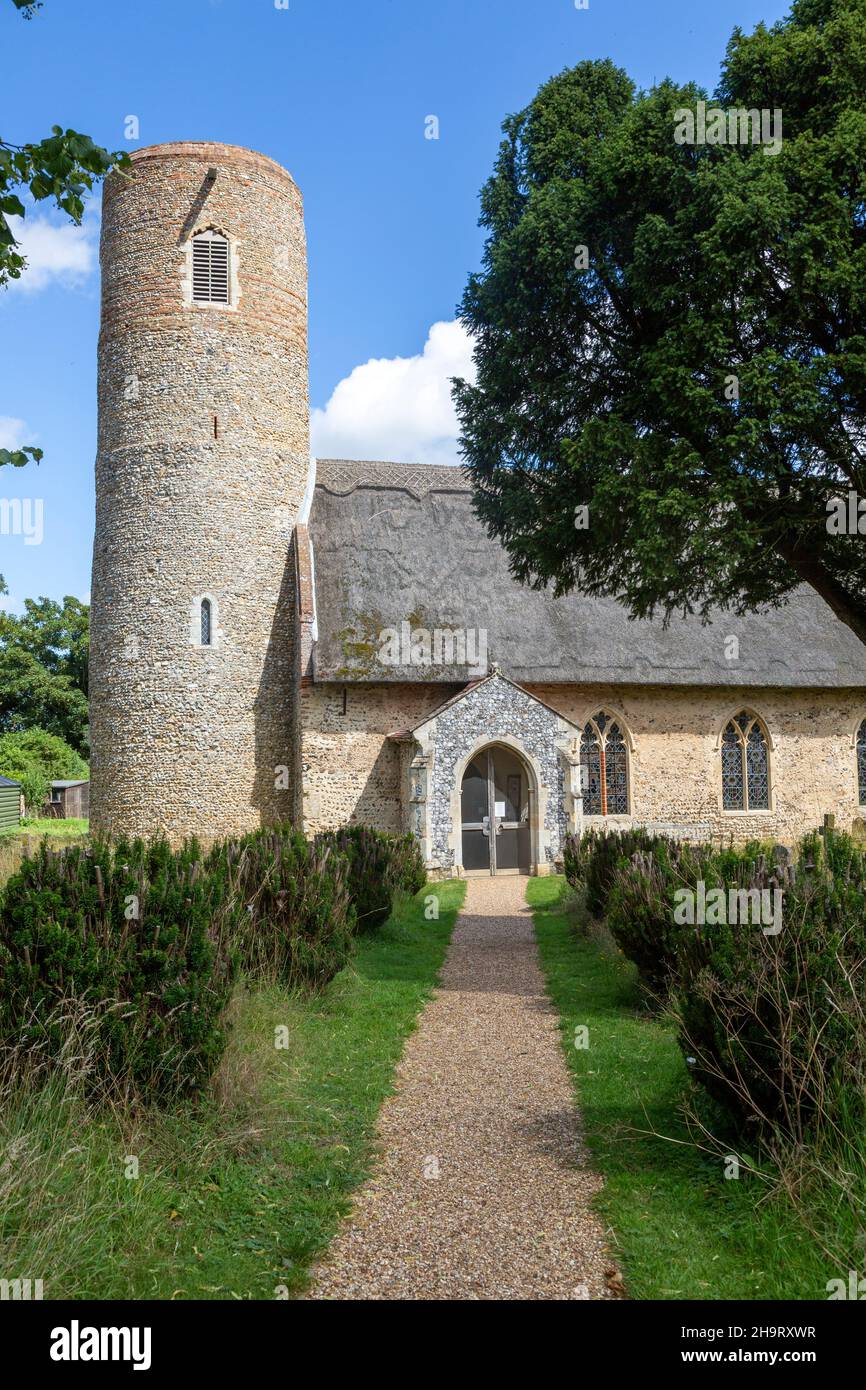 Village parish church of the Holy Trinity, Barsham with Shipmeadow ...