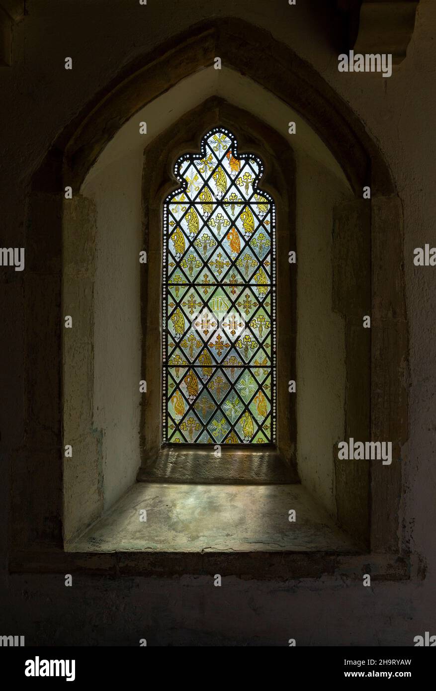 Grisaille pattern stained glass window in church porch, Drinkstone ...