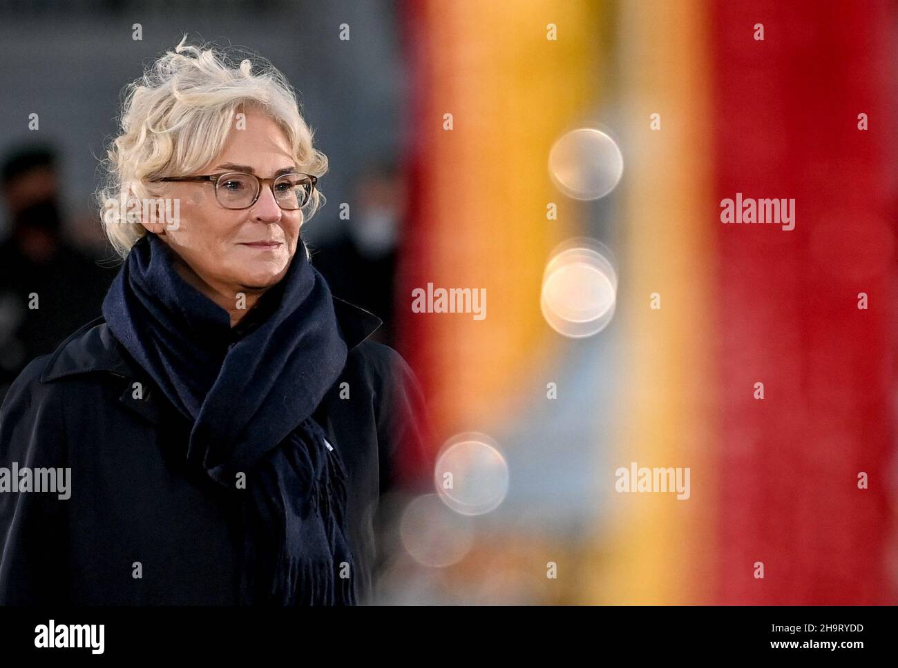 Berlin, Germany. 08th Dec, 2021. Christine Lambrecht (SPD), Minister of ...