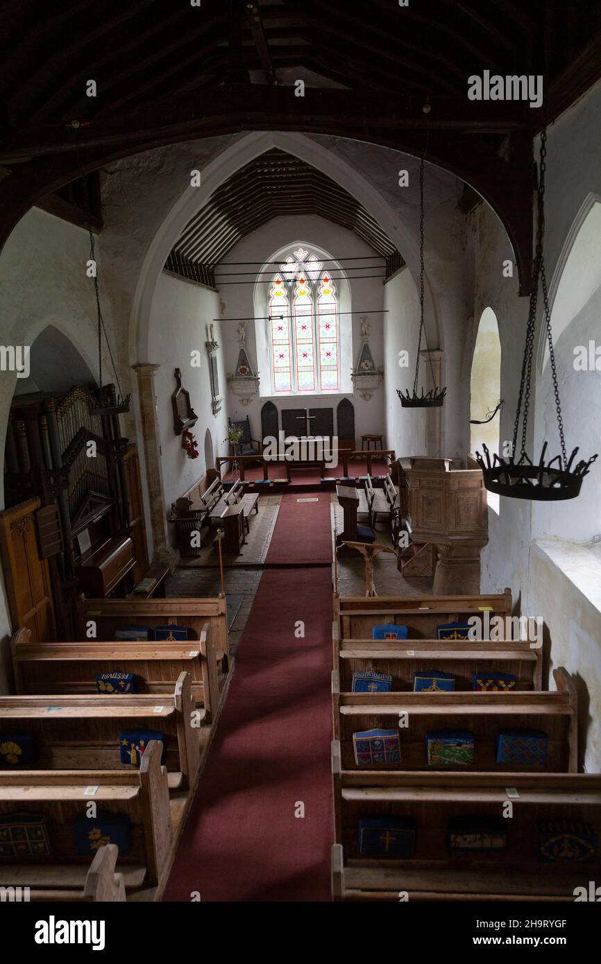 Inside view english village church hi-res stock photography and images ...