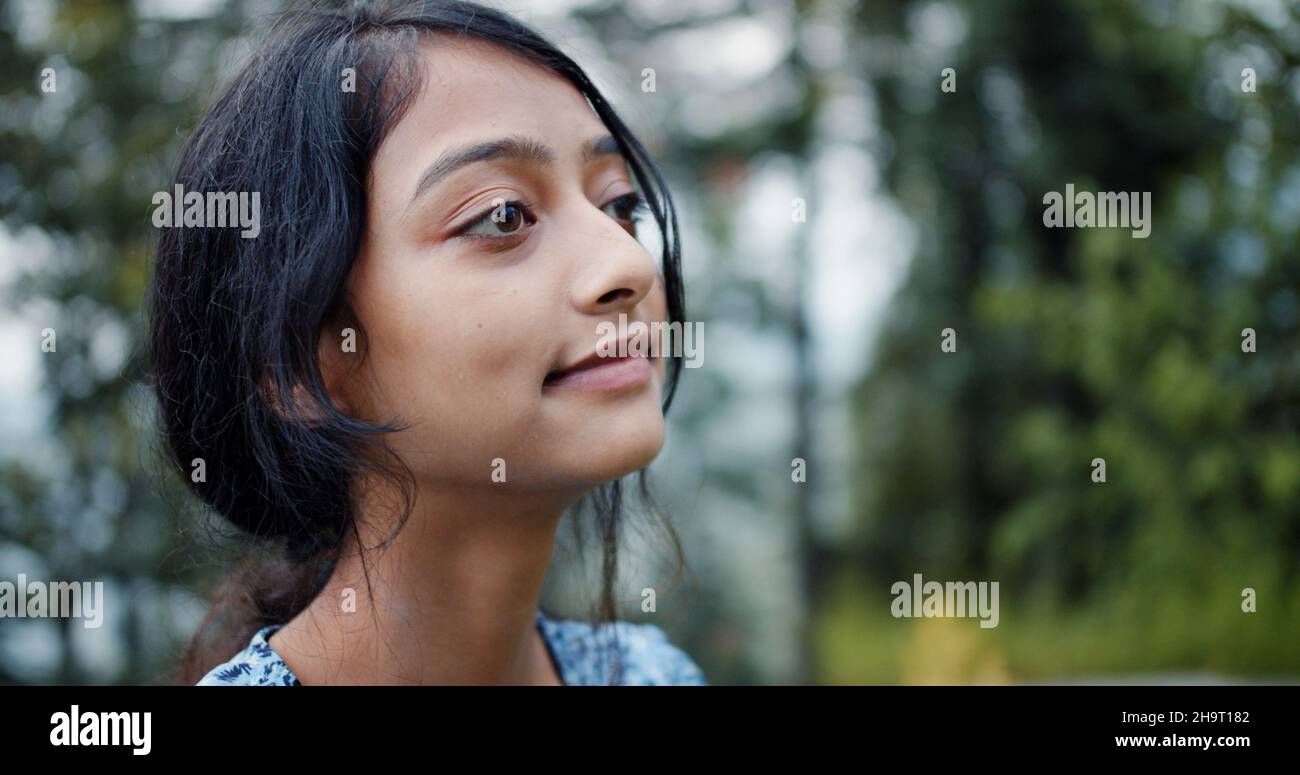 Ponytail female profile head shot hi-res stock photography and images ...
