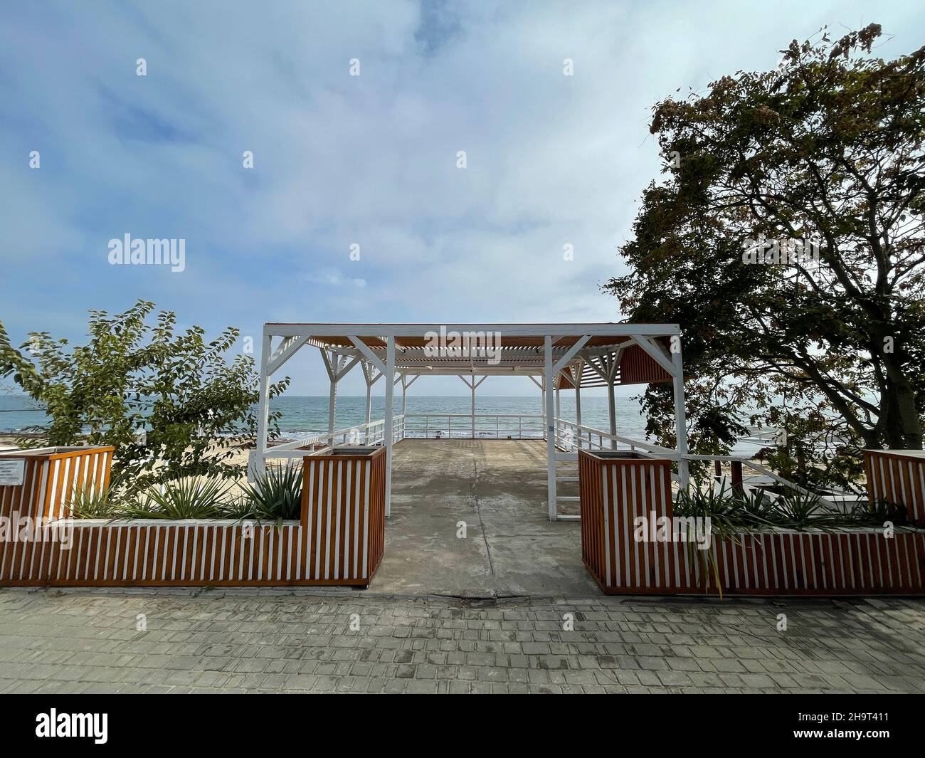 The shore terrace hi-res stock photography and images - Alamy