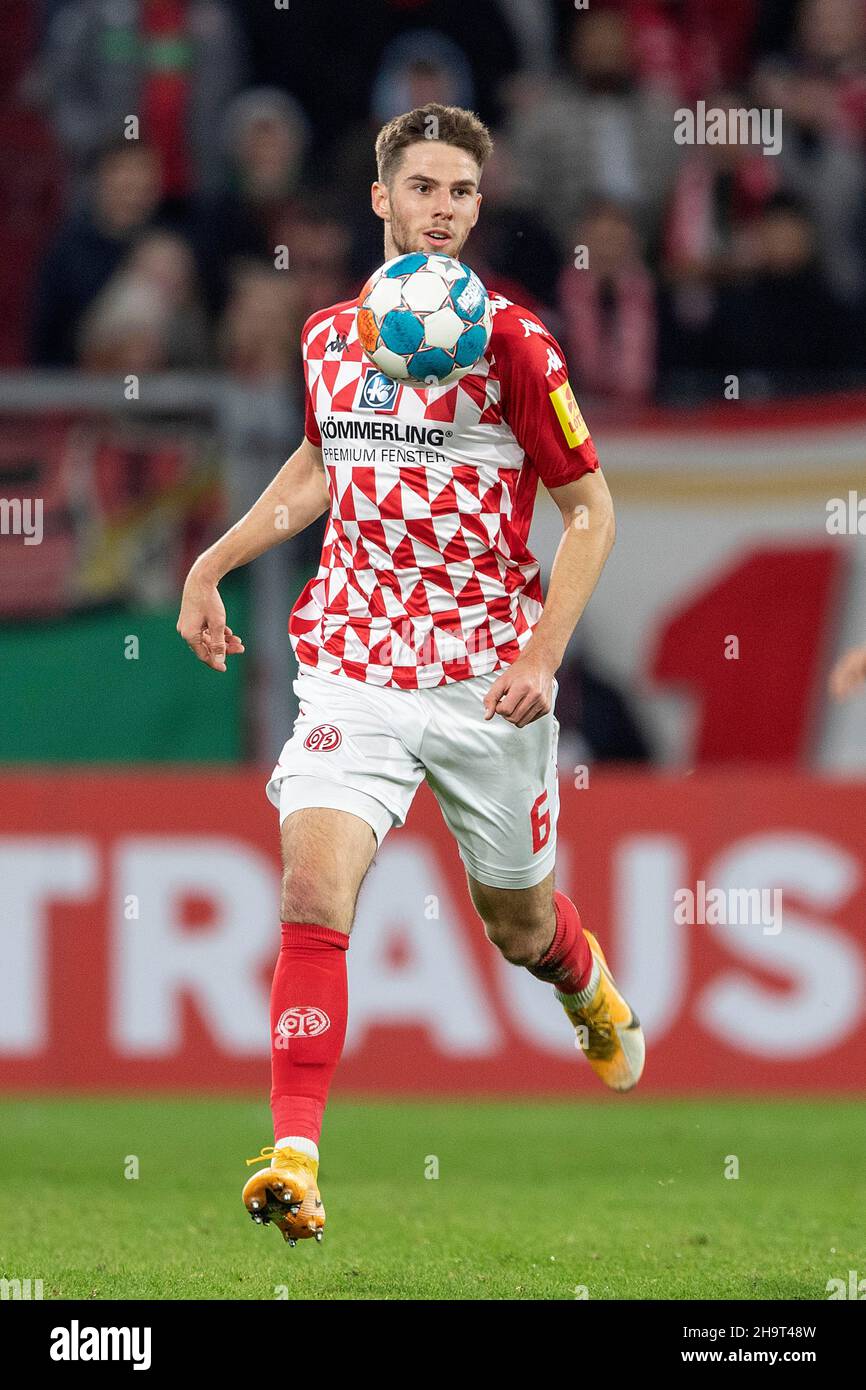 Anton stach fsv mainz 05 hi-res stock photography and images - Alamy