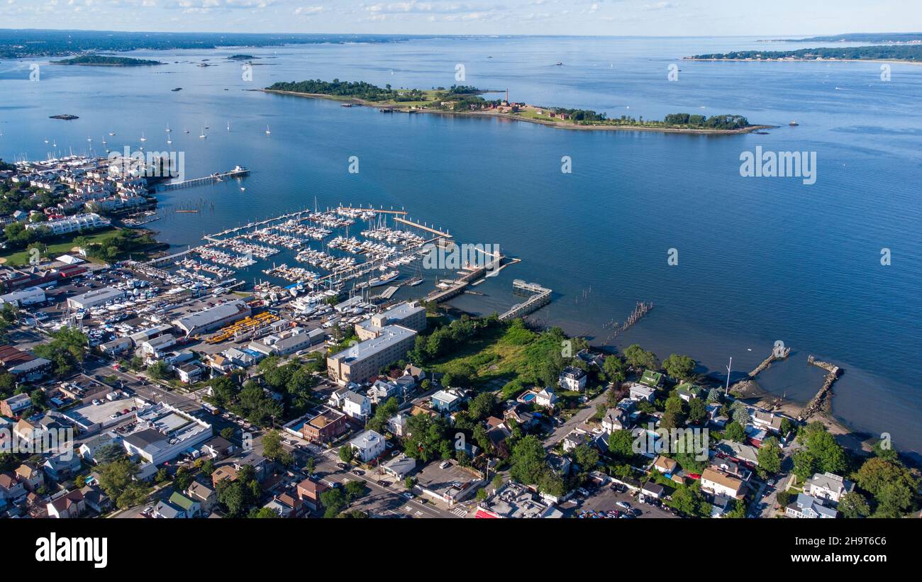 Hart Island from City Island, New York City, NY, USA Stock Photo - Alamy