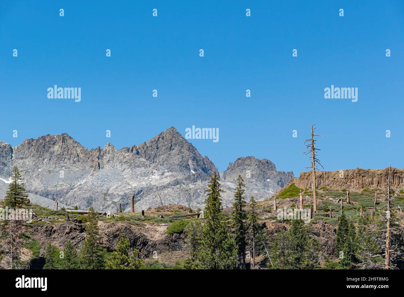 The beautiful mountain view of Saddlebag Lake in Inyo National Forest ...
