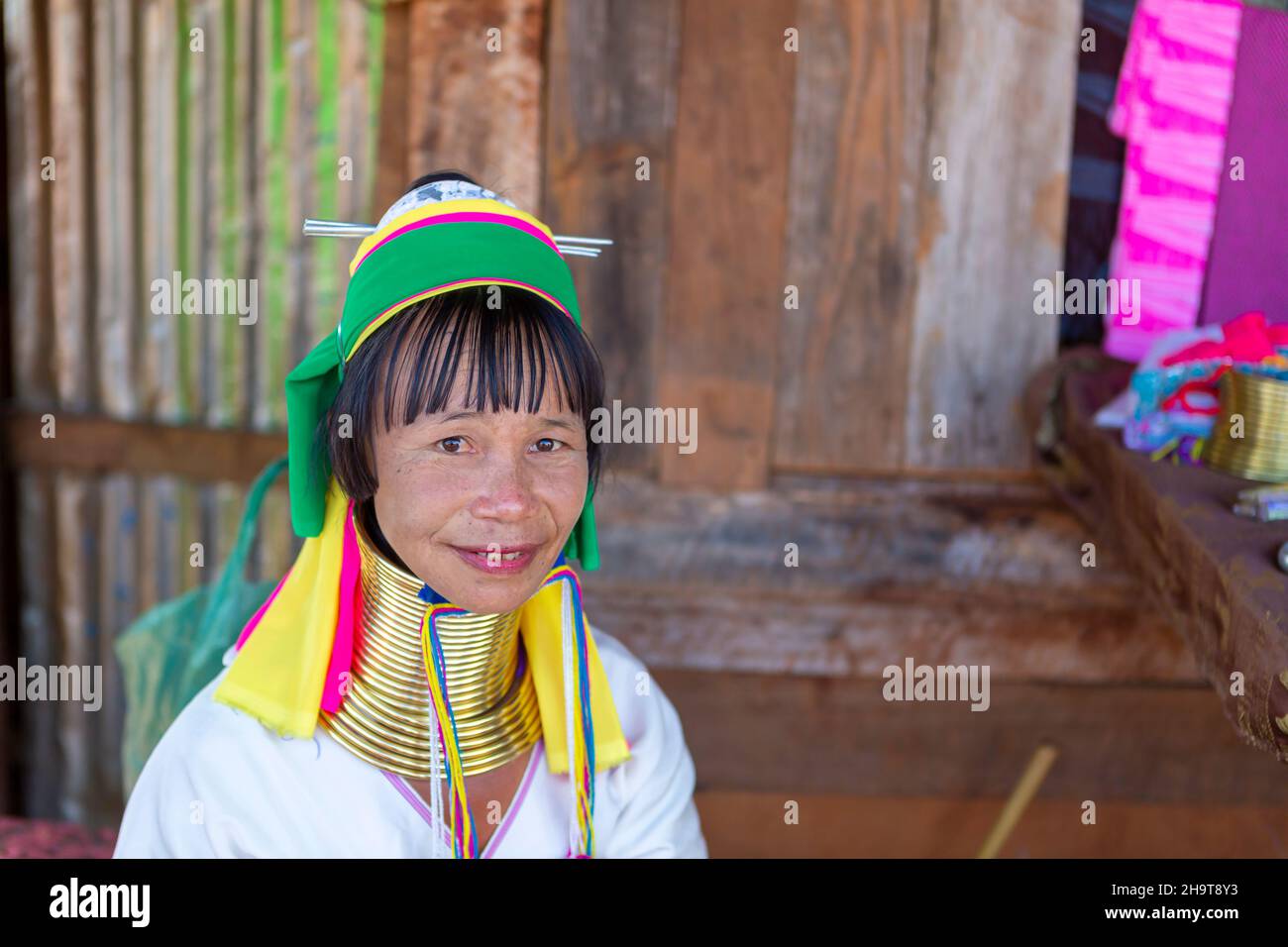 Mandalay, Myanmar, november 15, 2016: Asian long-neck Kayan Padaung ...