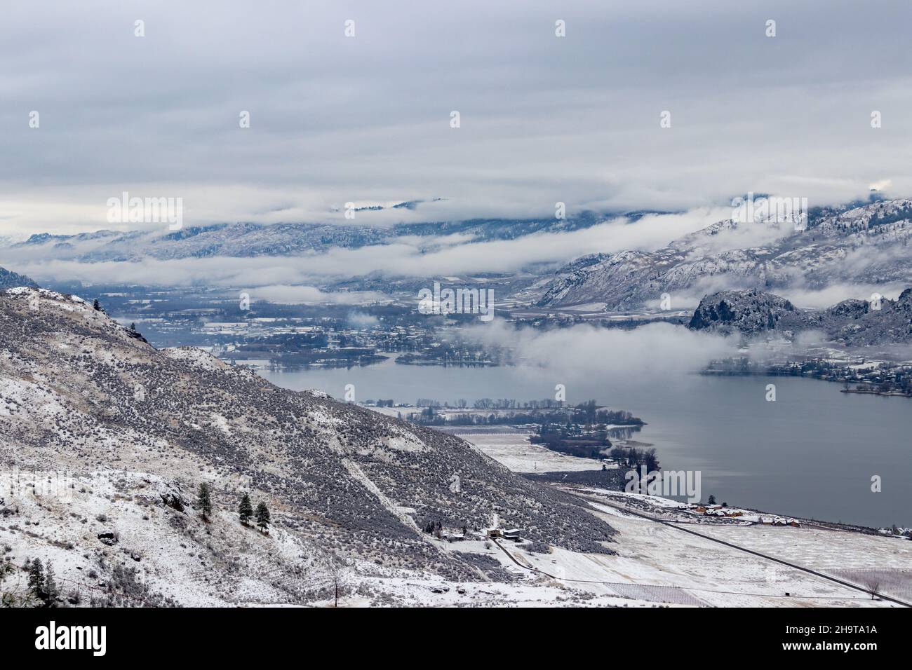 Osoyoos lake winter hi-res stock photography and images - Alamy