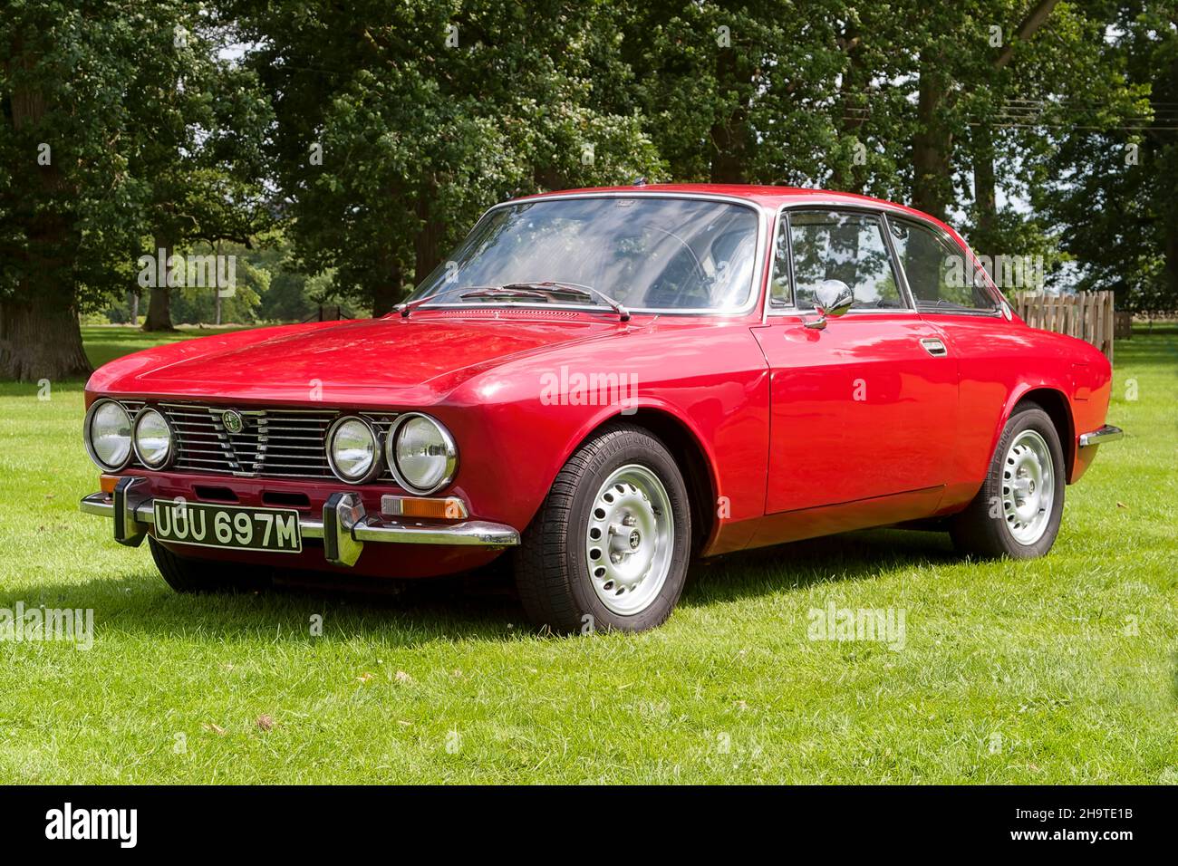 2000 gt veloce hi-res stock photography and images - Alamy