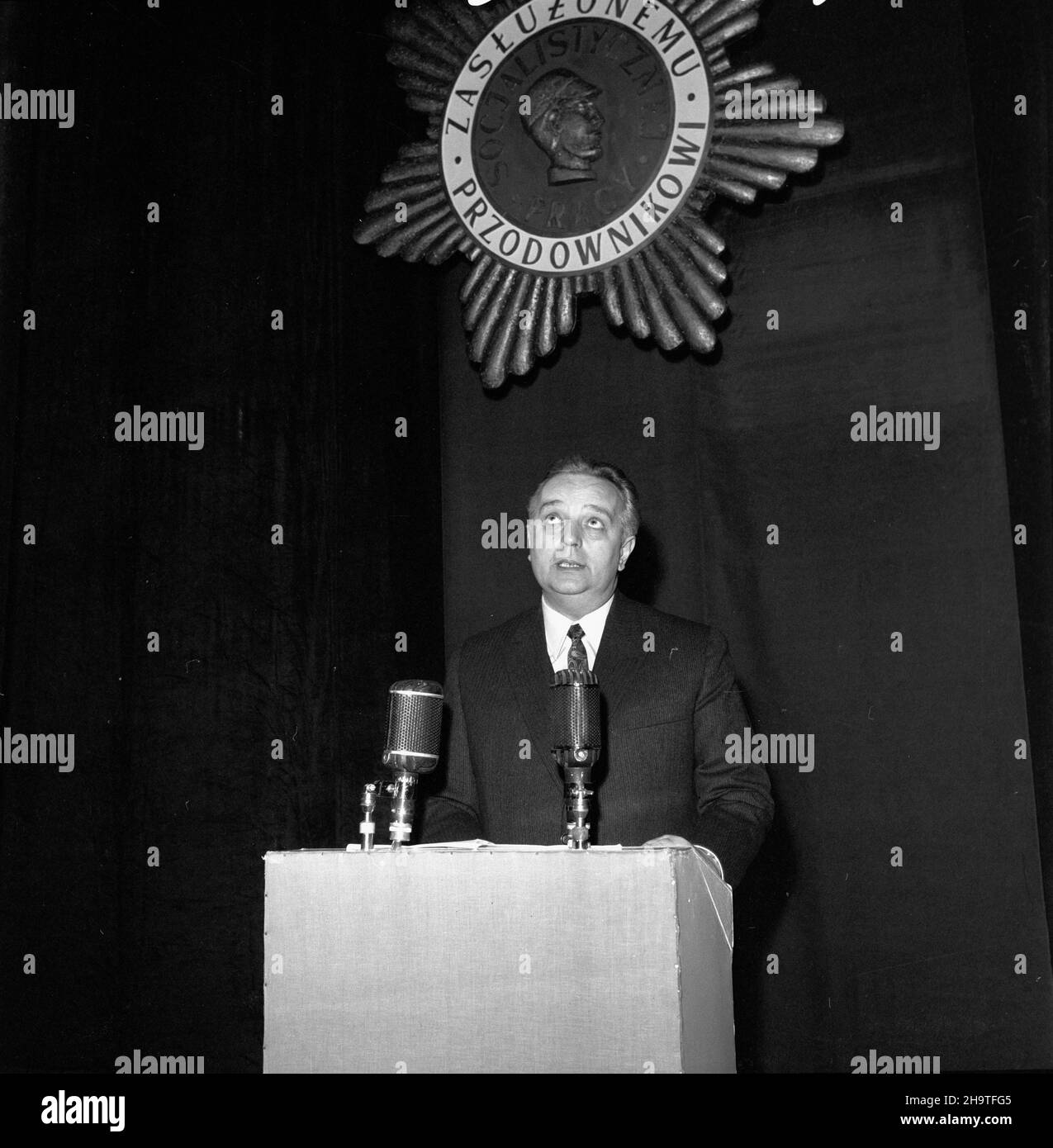 Warszawa, 1969-12-07. Spotkanie przedstawicieli Zwi¹zku Zawodowego ...