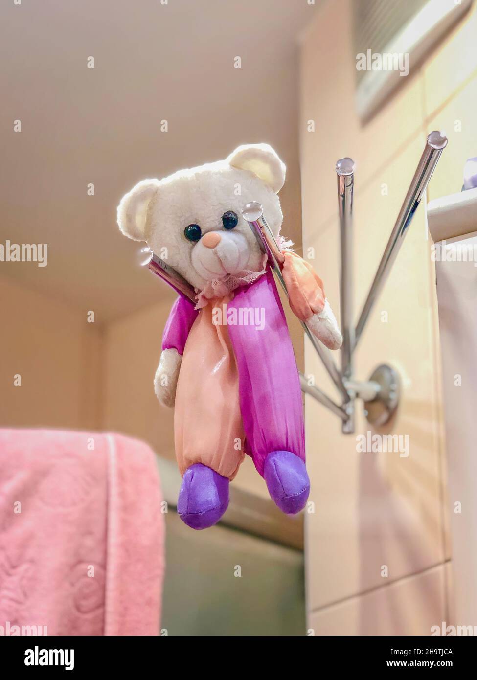 Wet Teddy Bear Toy Is Drying On Towel Rack In Bathroom At Home Stock Photo Alamy wet-teddy-bear-toy-is-drying-on-towel-rack-in-bathroom-at-home-stock-photo-alamy