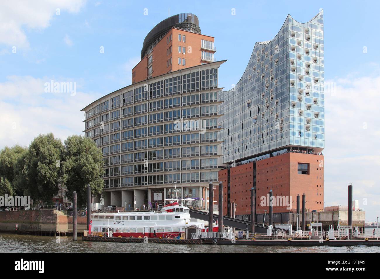 Hamburg - Elbphilharmonie / Hamburg - Elbe Philharmonic Hall Stock ...