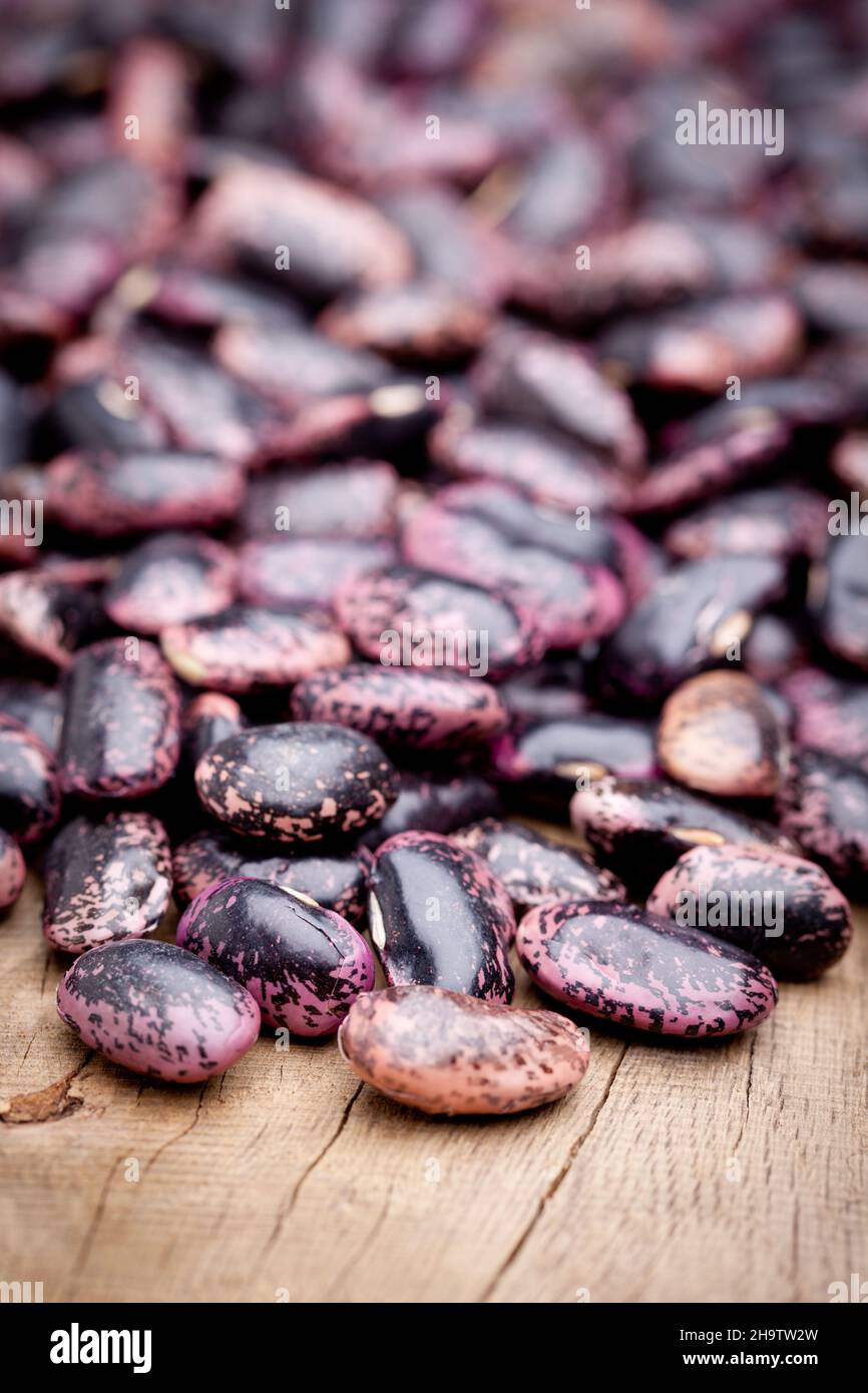 runner beans, Austria, beans, Styria, wooden board, rough, dry, violet ...