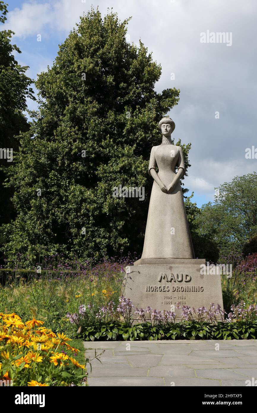 Konigin maud statue hi-res stock photography and images - Alamy