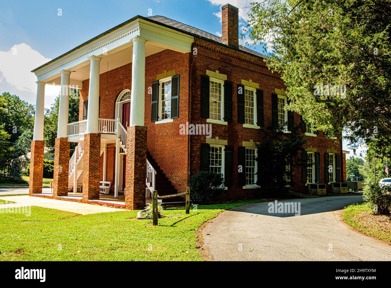 Banks county historic courthouse hi-res stock photography and images ...