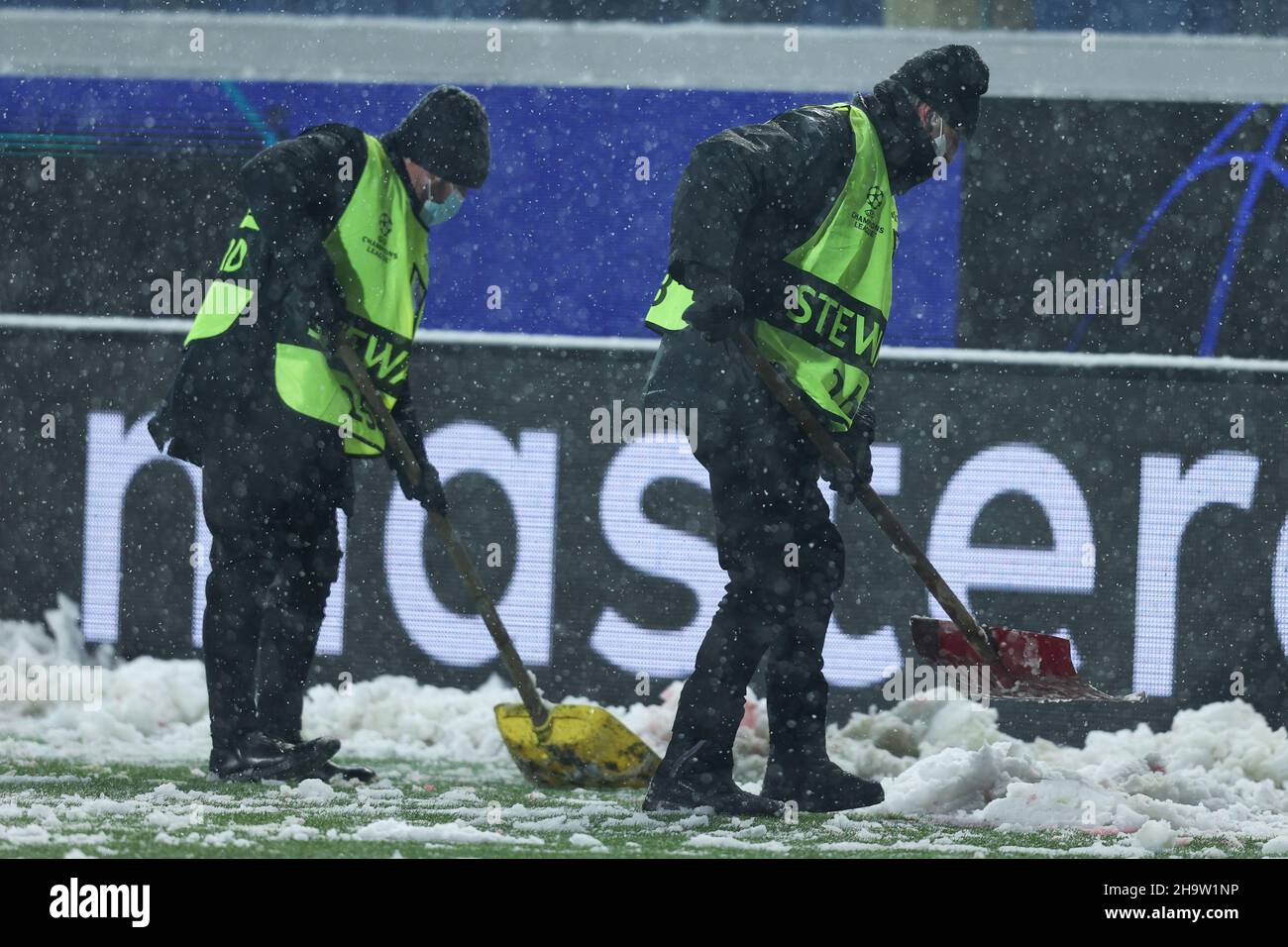 Uefa champions league stewards hi-res stock photography and images - Alamy