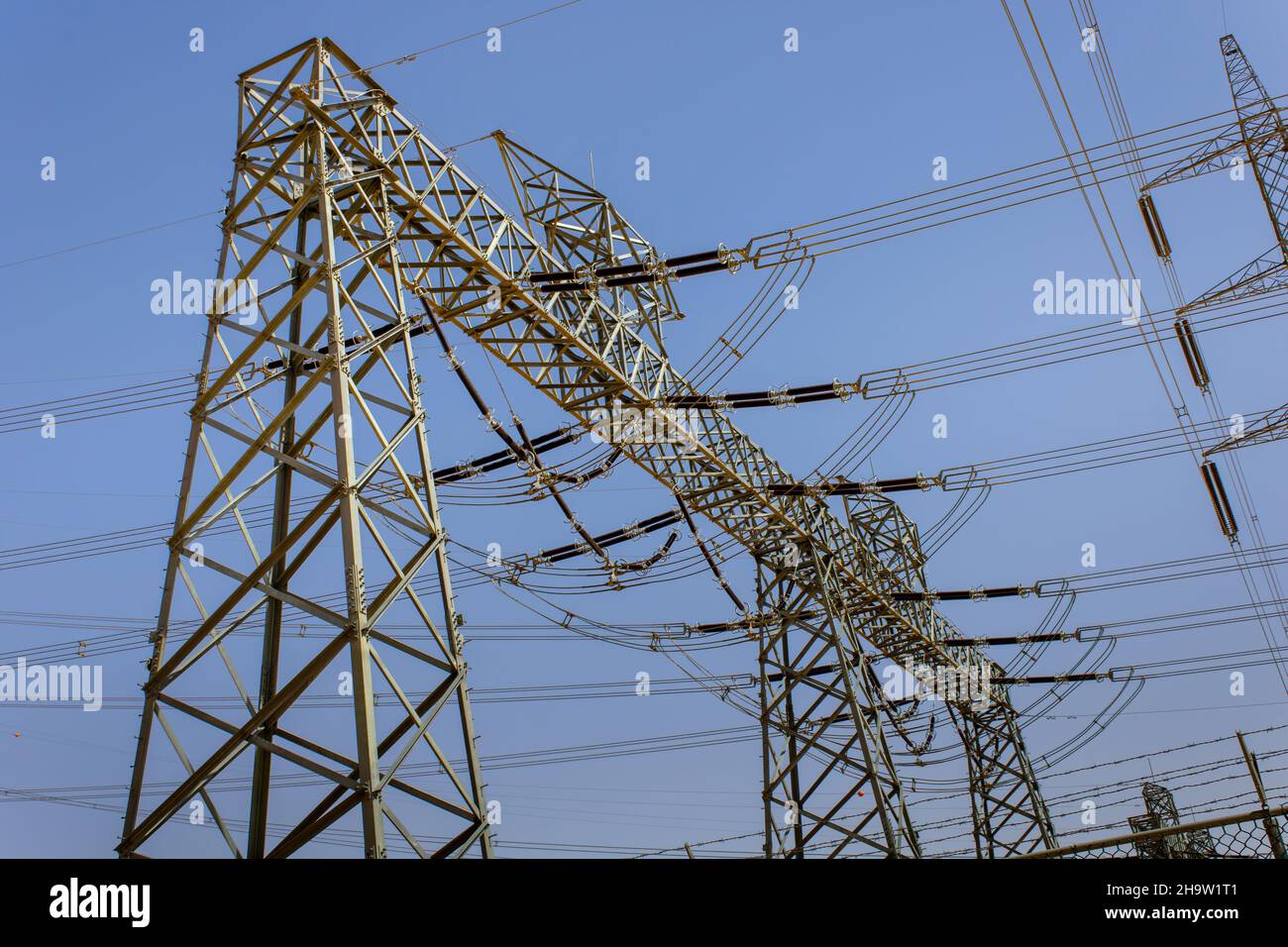 A high-voltage power line masts in Riyadh Province, Saudi Arabia Stock ...