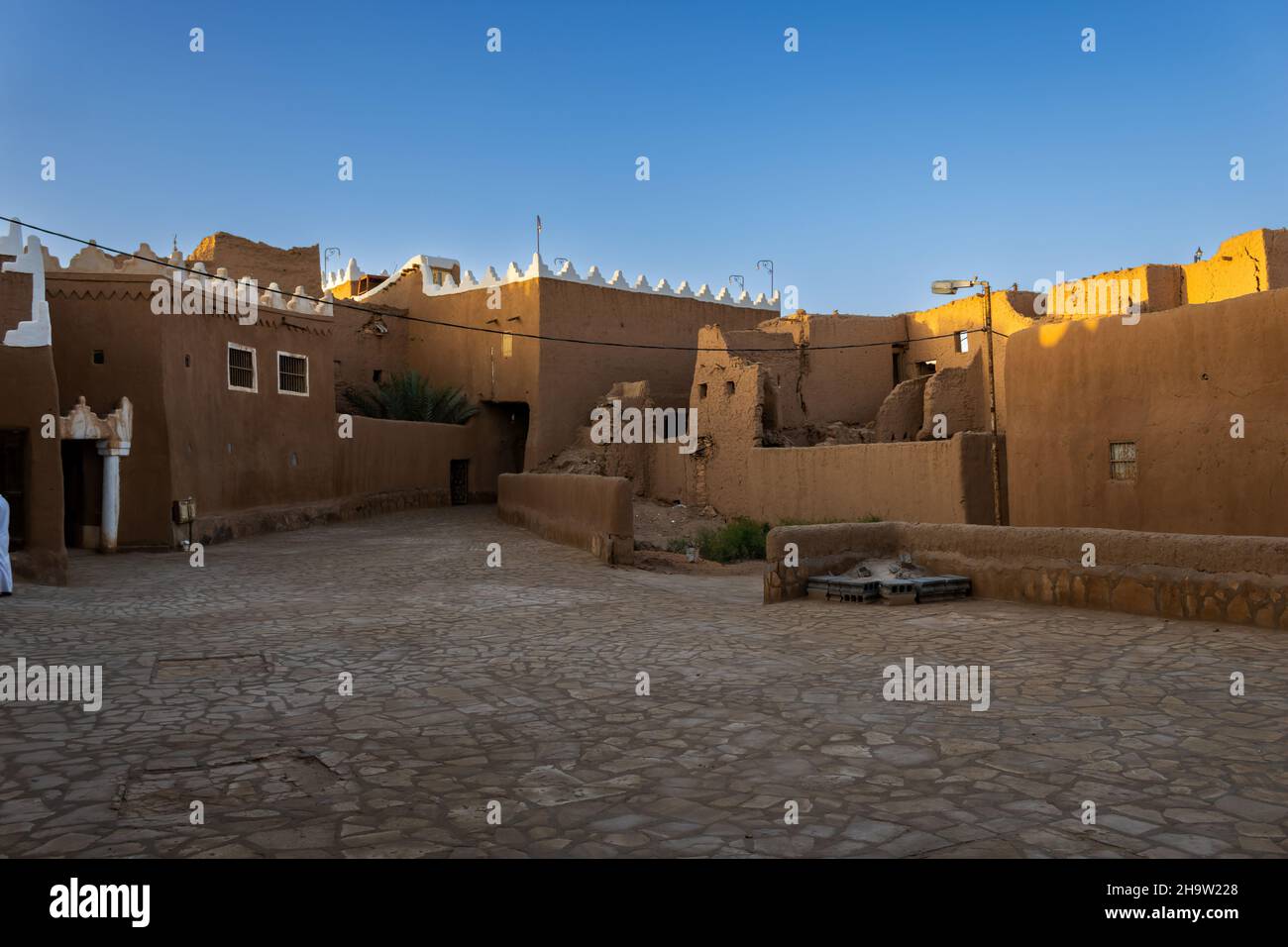 A square and traditional Arab mud brick architecture in Ushaiqer, Saudi ...