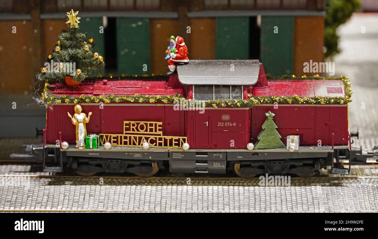 Santa christmas train hi-res stock photography and images - Alamy