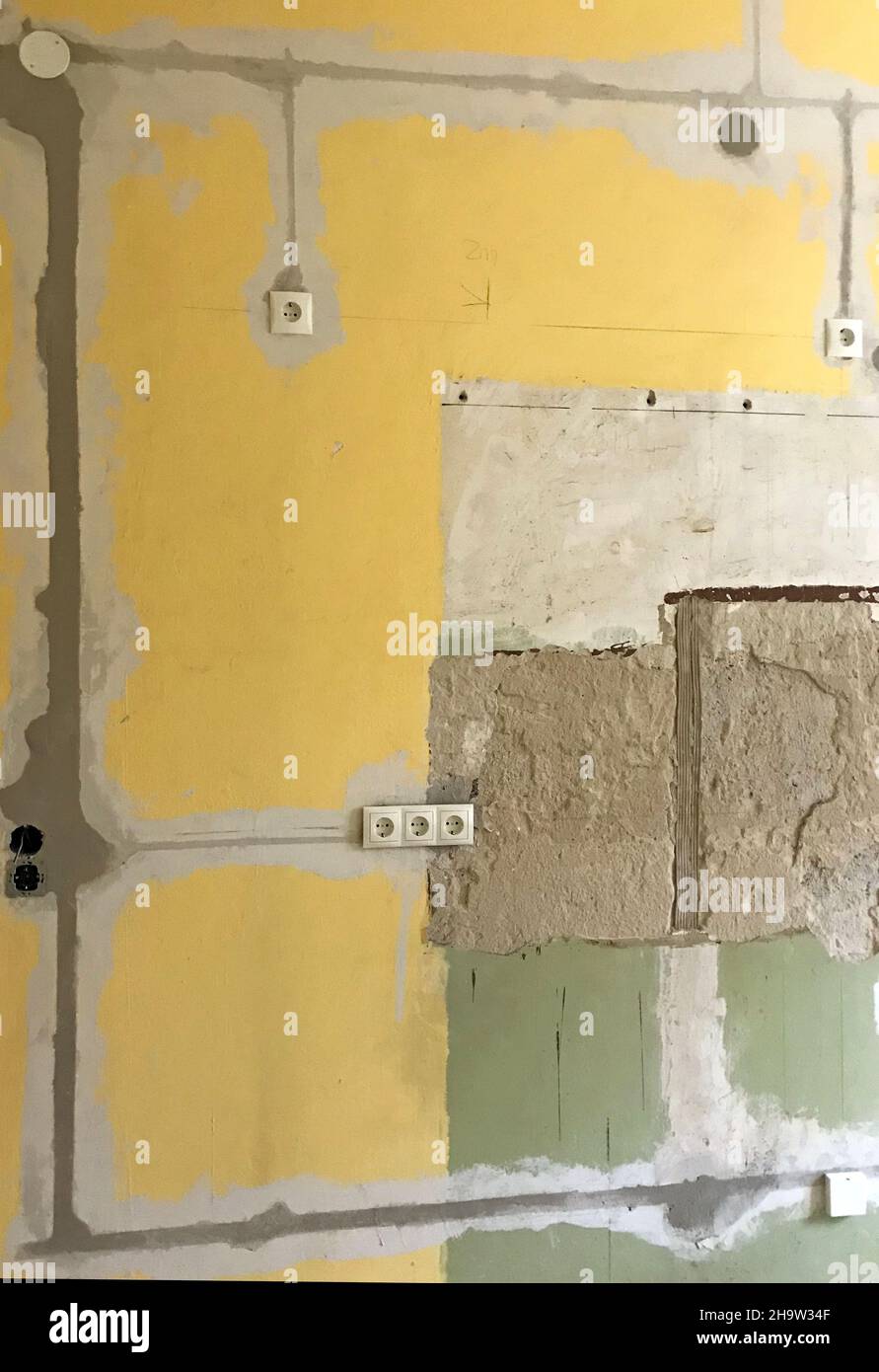 "02.02.2021, Germany, , Berlin - New sockets were installed in a room ...